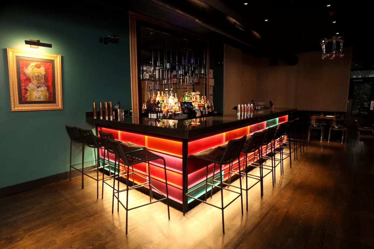 UNFRAMED Ultra Lounge | dosage MAGAZINE