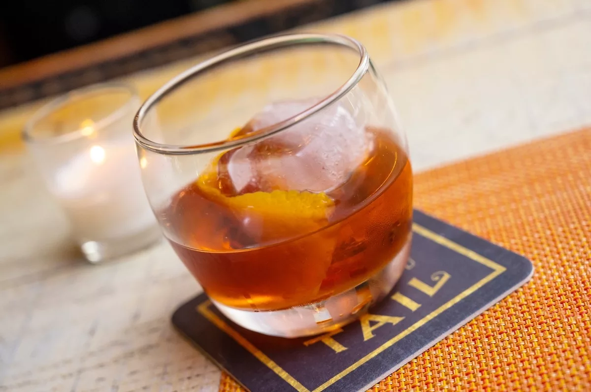 Dip & Sip at The Twisted Tail | dosage MAGAZINE