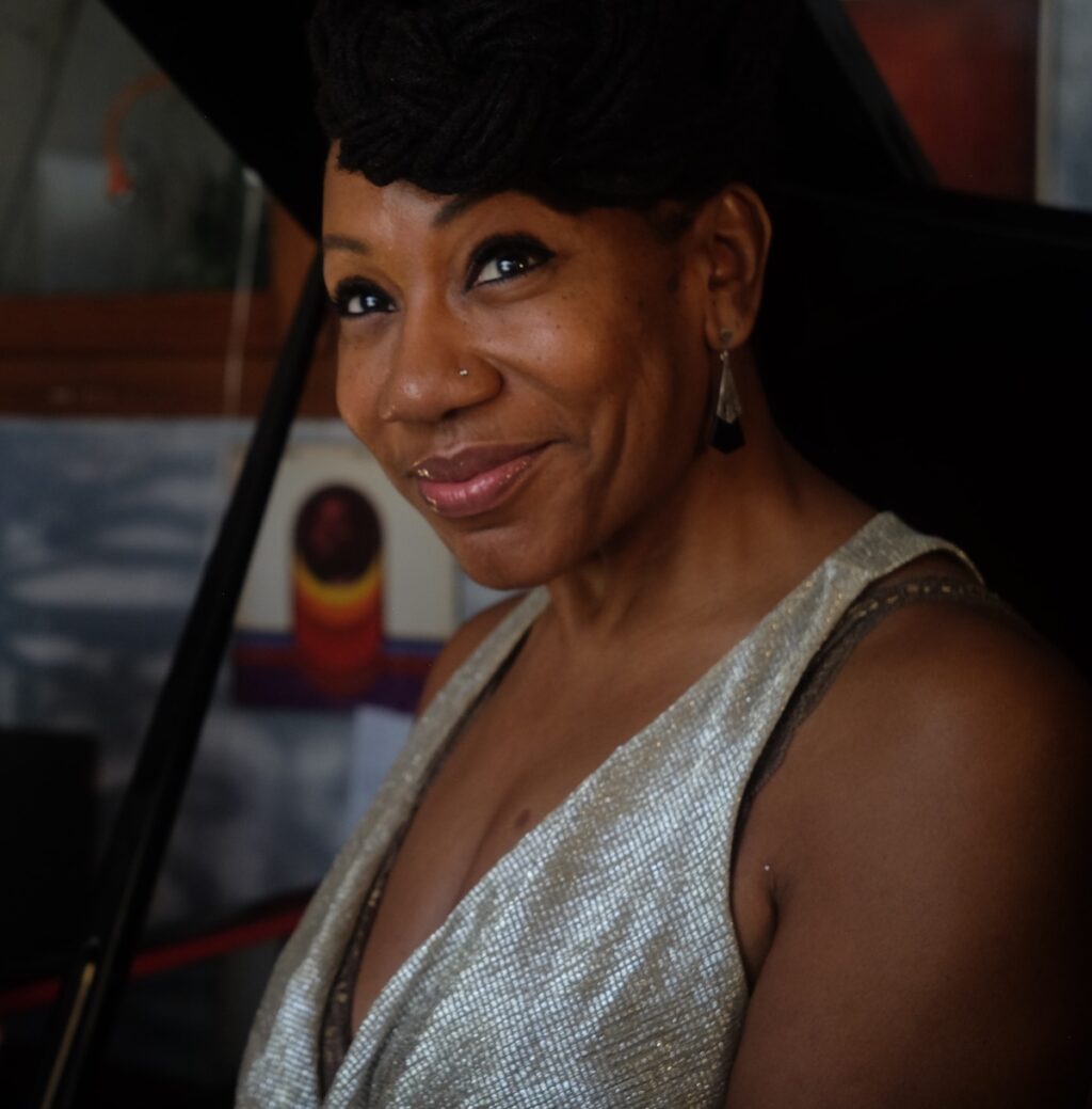 Lisa Marie Simmons at the Painted Bride | dosage MAGAZINE