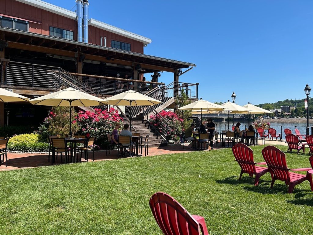 The New Stella Brunch Menu | dosage MAGAZINE