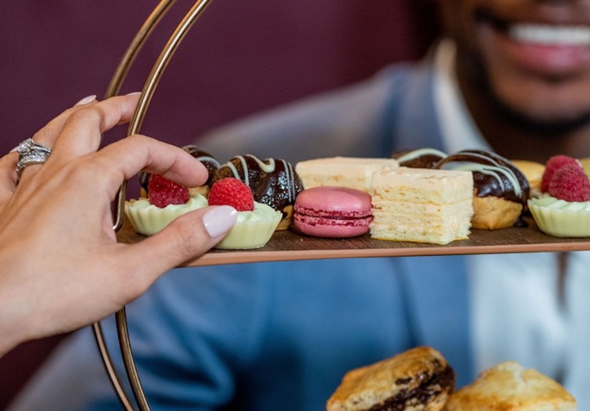 Liberté Lounge Afternoon Tea at the Sofitel | dosage MAGAZINE