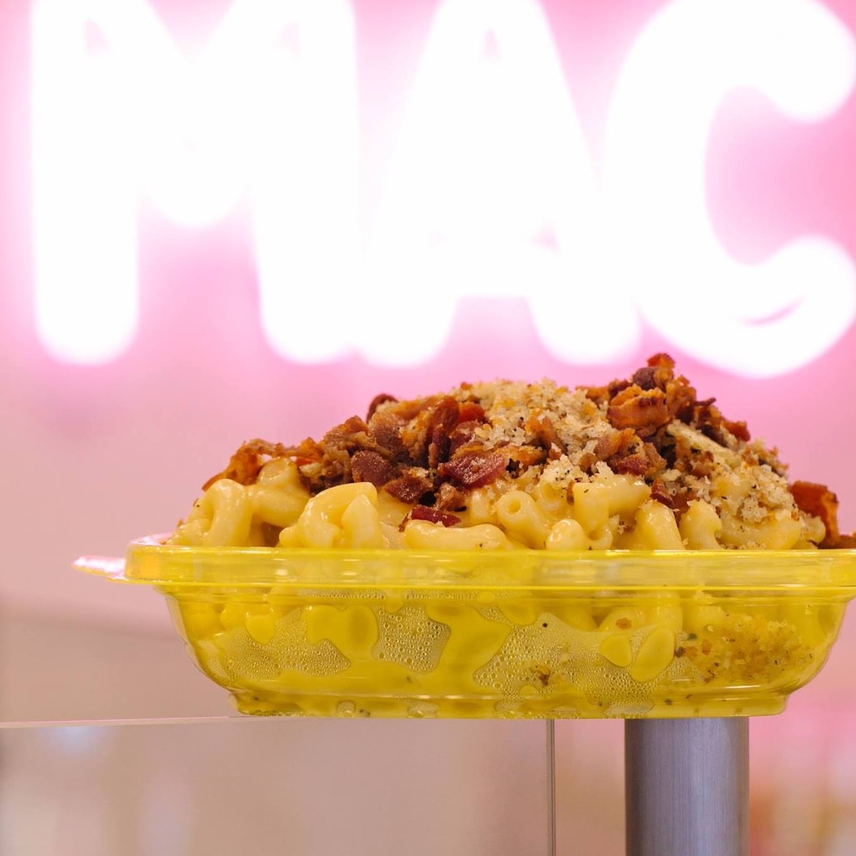 Mini Mac Mart Brings Comfort Food to 18th and Arch